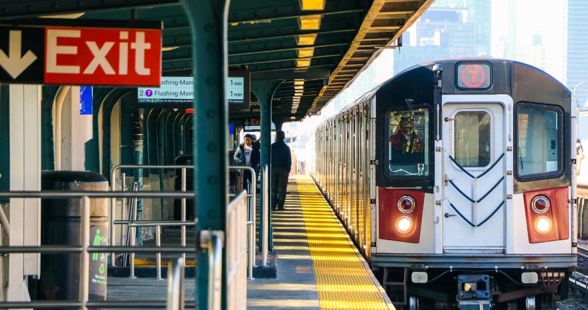 Concern over plans to close train ticket offices across England | Headway